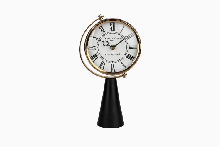 Black Wood’s Pedestal Clock | Decor de Maison | The House Of Things